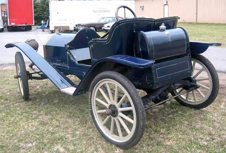 1909 Hupmobile model 20 Runabout